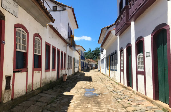 O que fazer em Paraty: arte, história, praias e cachoeirasVou na Janela ...