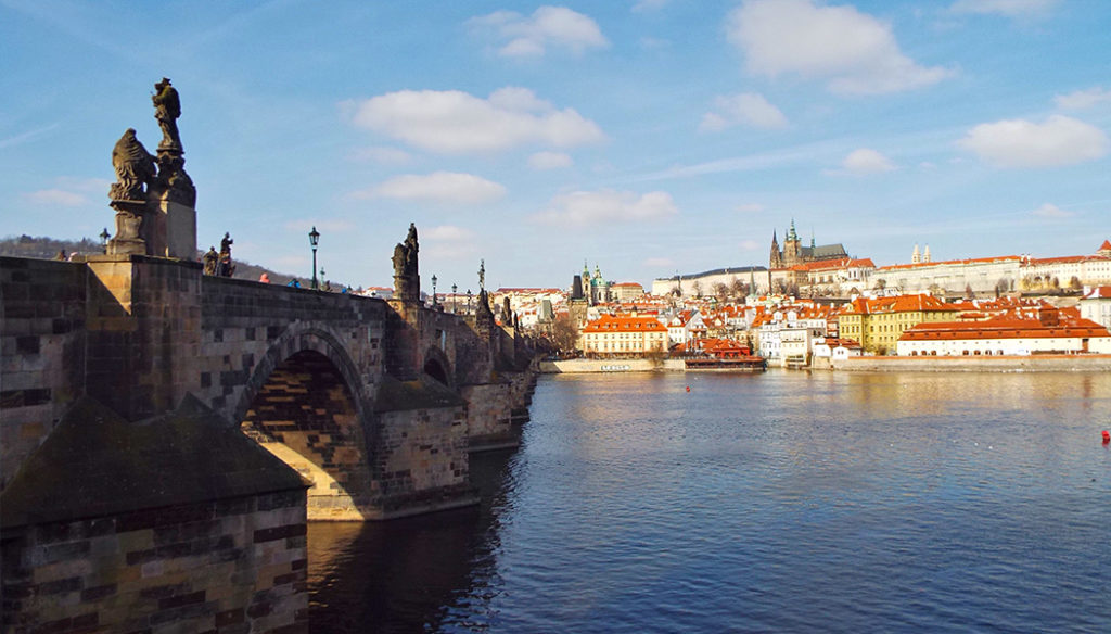 A Ponte Carlos em Praga: a mais bonita do mundo?