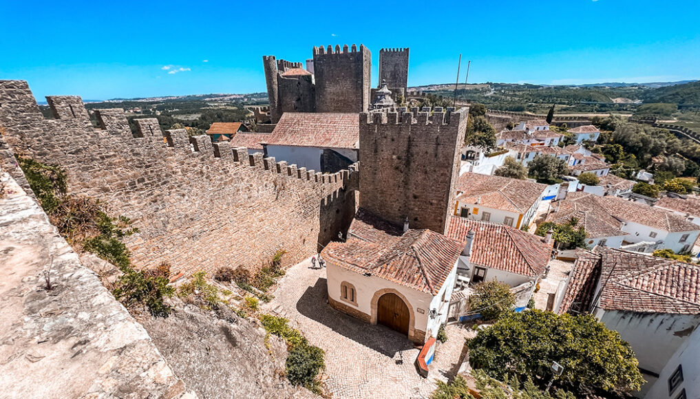 O que fazer em Óbidos, em Portugal (como chegar e onde ficar)