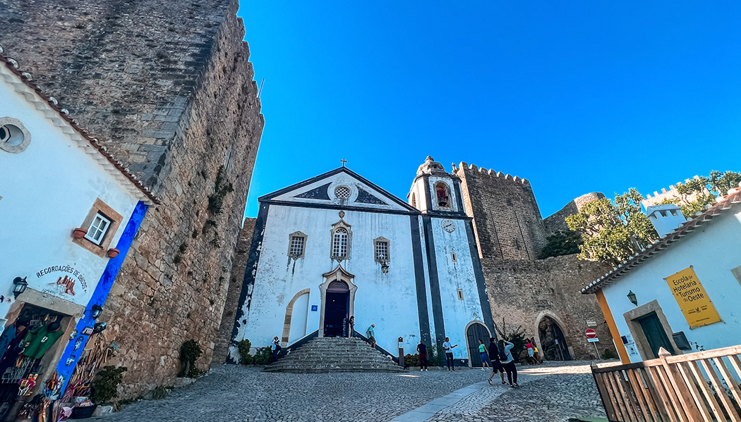 O que fazer em Óbidos, em Portugal (como chegar e onde ficar)